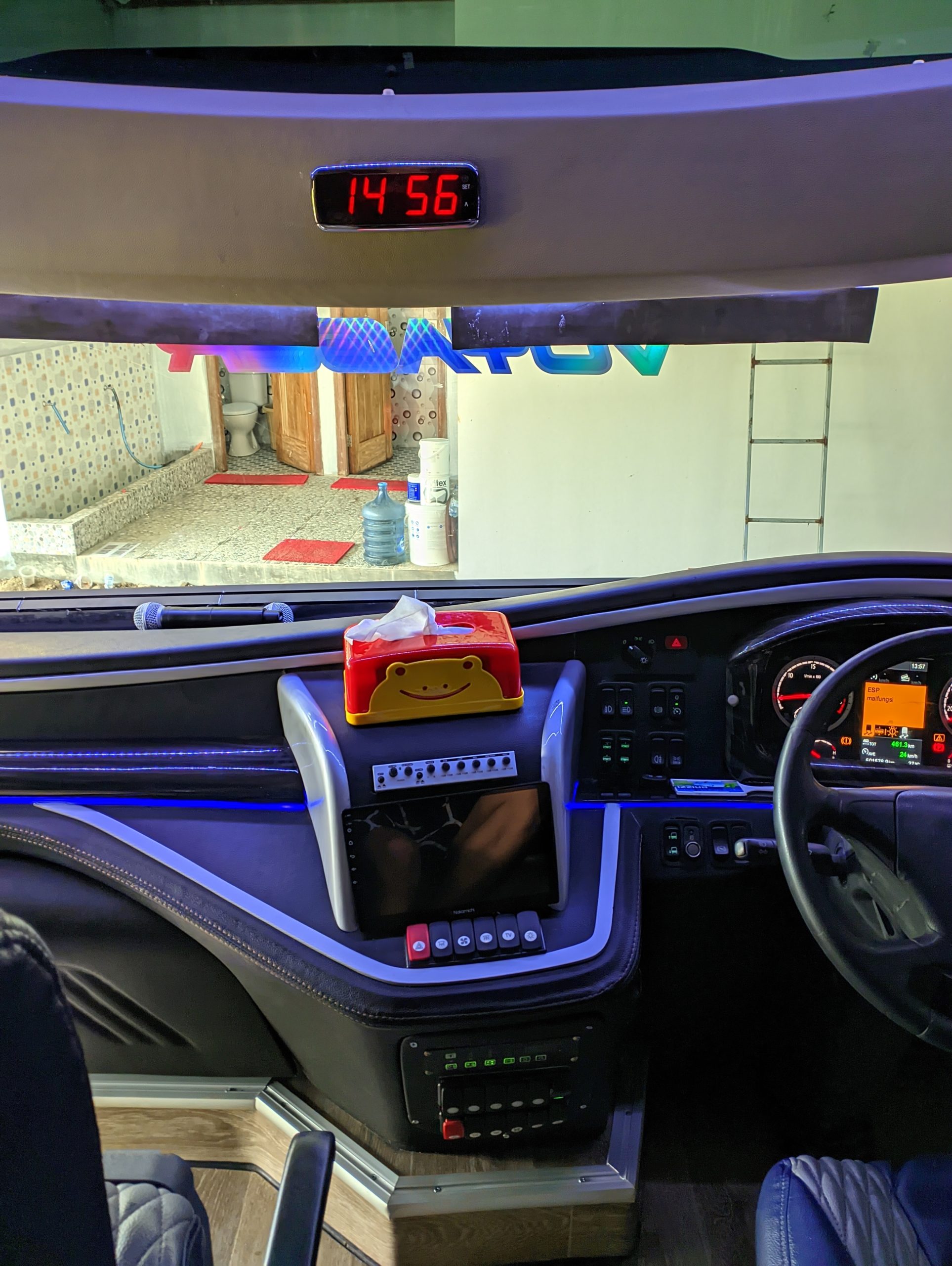 Home - PO SGN HOLIDAY BUS