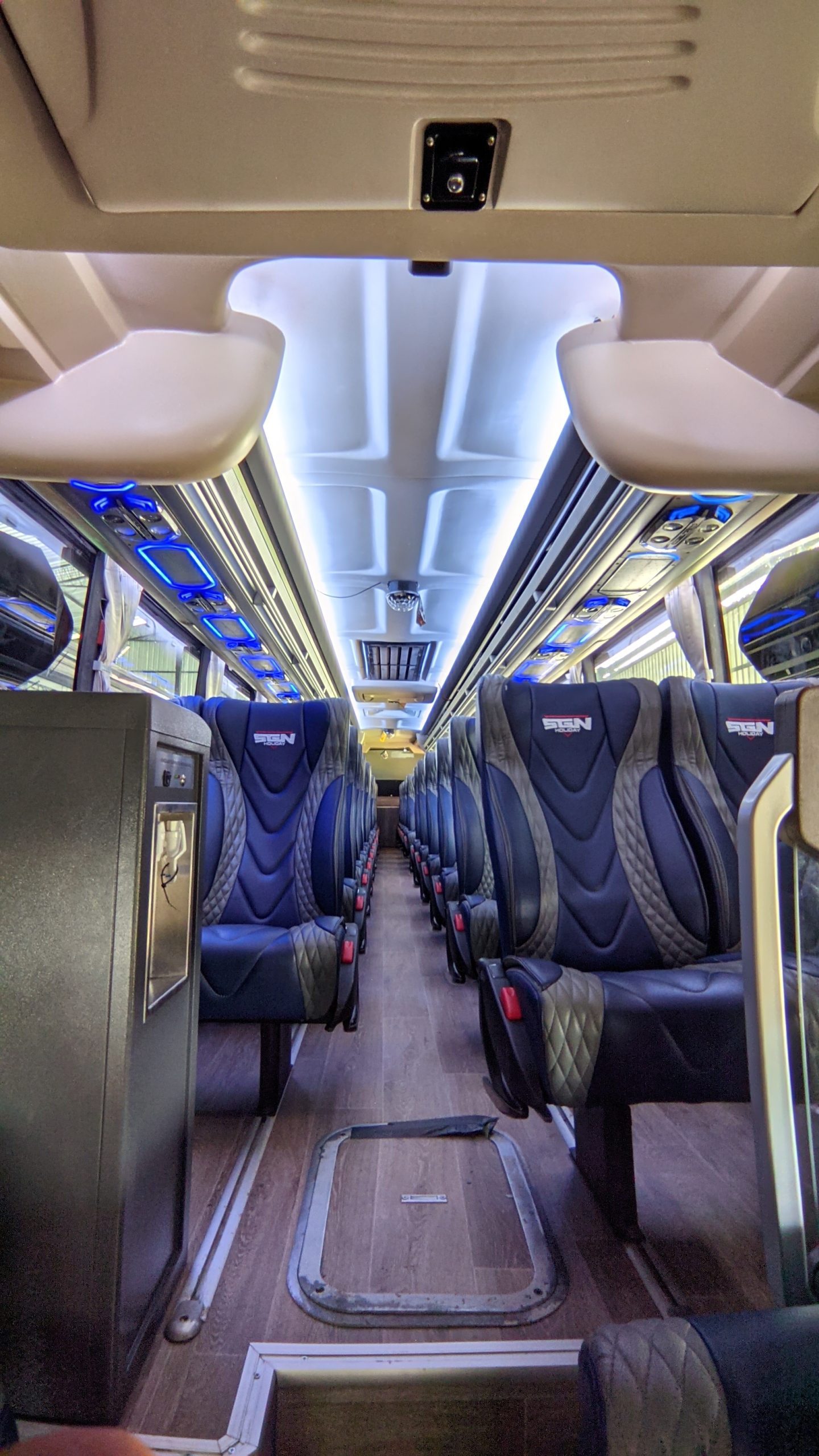 Home - PO SGN HOLIDAY BUS